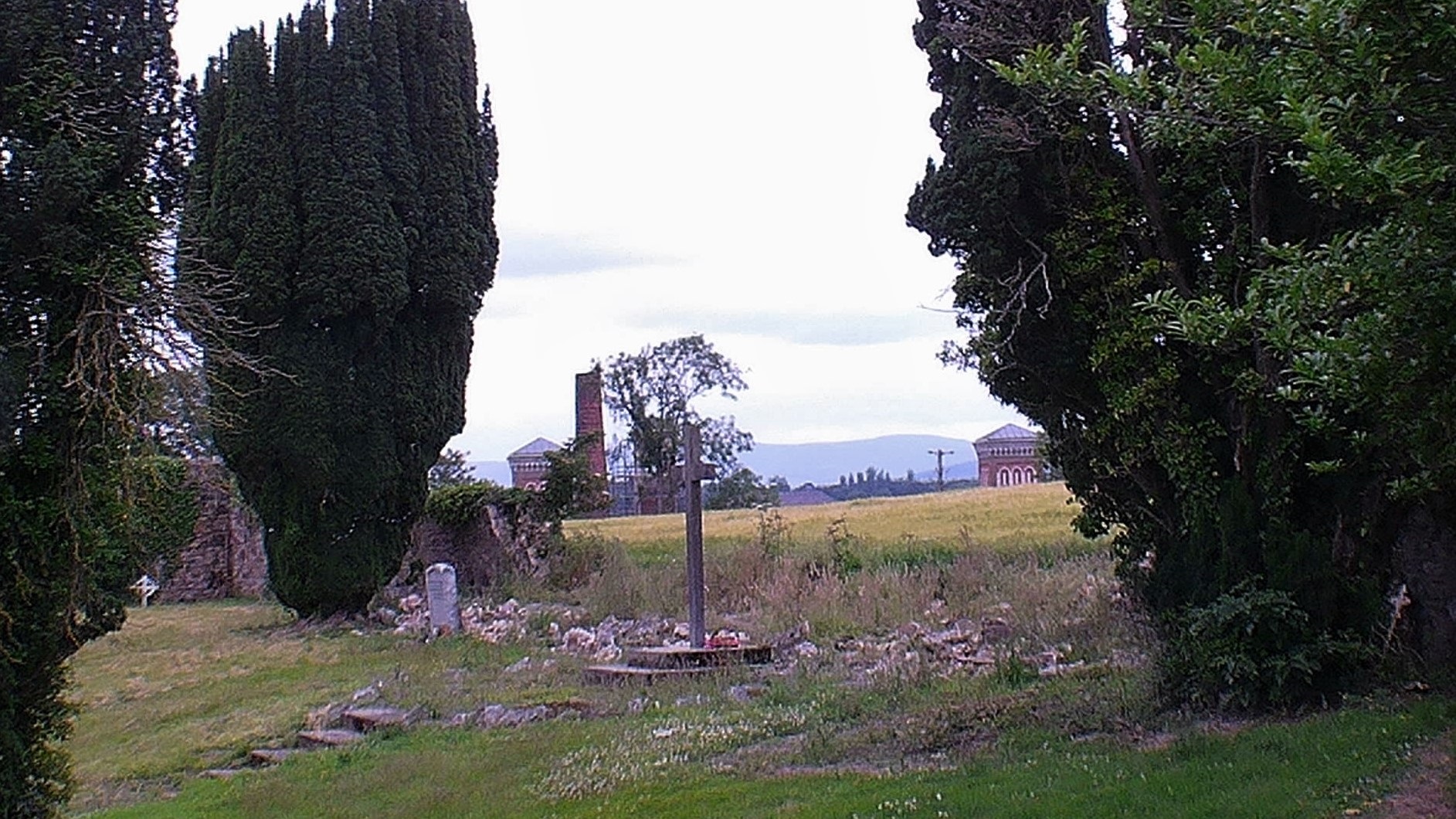 New wall at St Senan’s graveyard – WexfordLocal.com