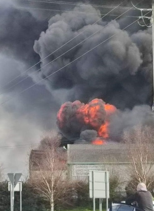 Major industrial fire in New Ross – WexfordLocal.com