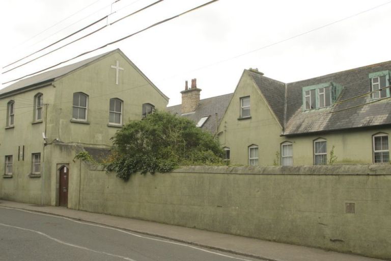 2,000 people sign petition against Templeshannon IPAS plans ...